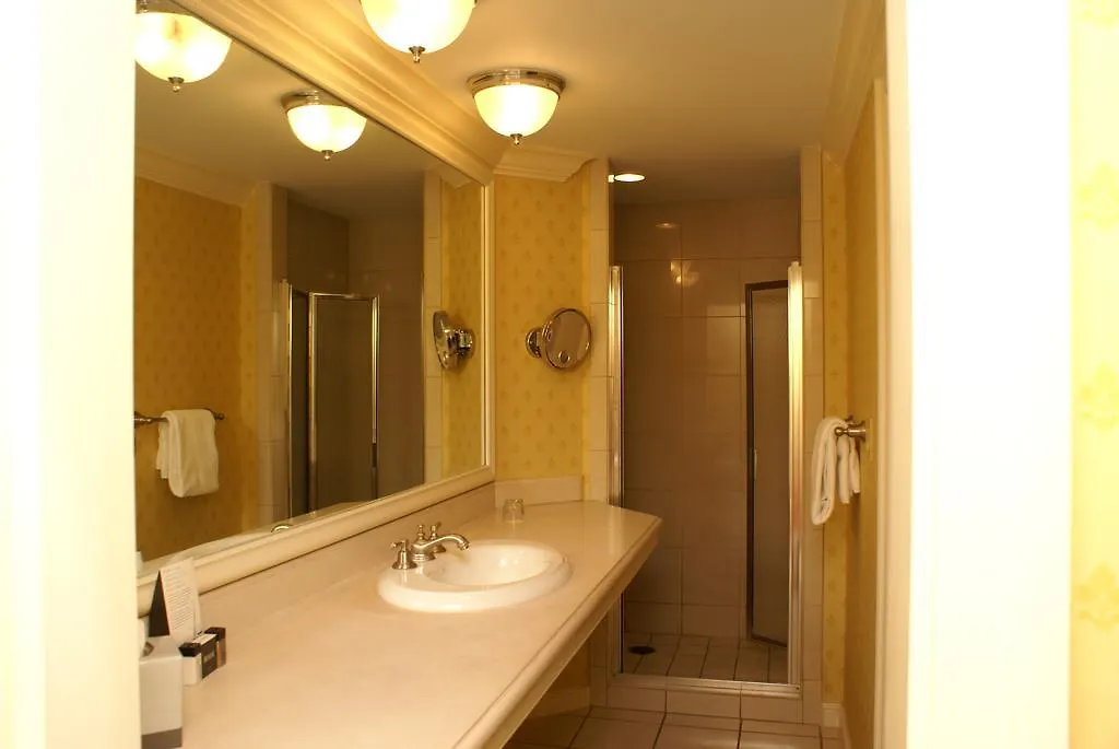 THE COLUMBIA CLUB INDIANAPOLIS | LOW RATES, NO HIDDEN FEES